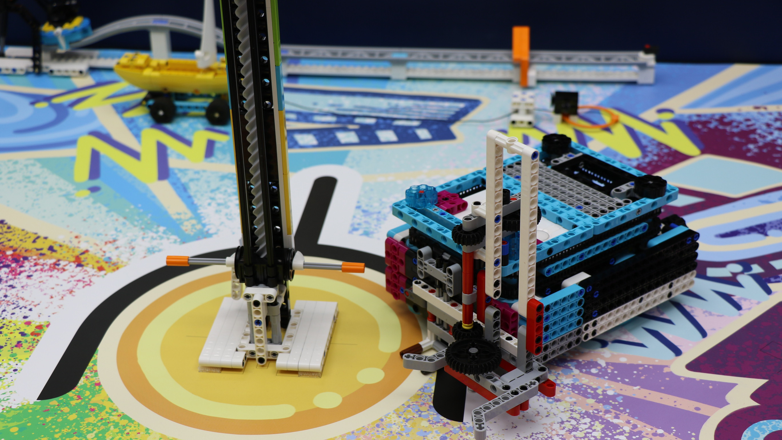 FLL 2023: Rotation work - Chain Monster box robot | FLLCasts