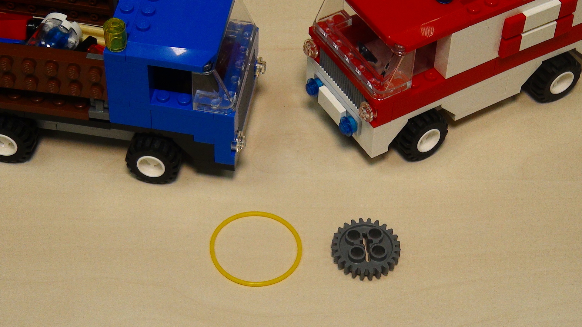 Ambulance and Truck Robot Attachment | FLLCasts